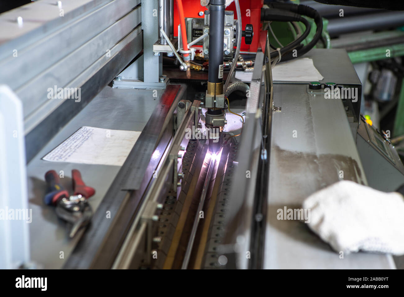 Welded seam. Overlap arc welding machine. Sparks Stock Photo - Alamy