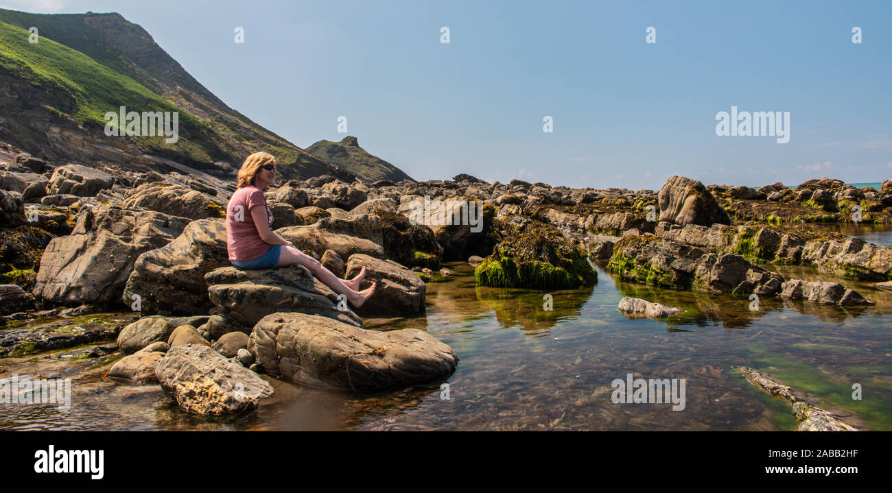 Millook beach hi-res stock photography and images - Alamy