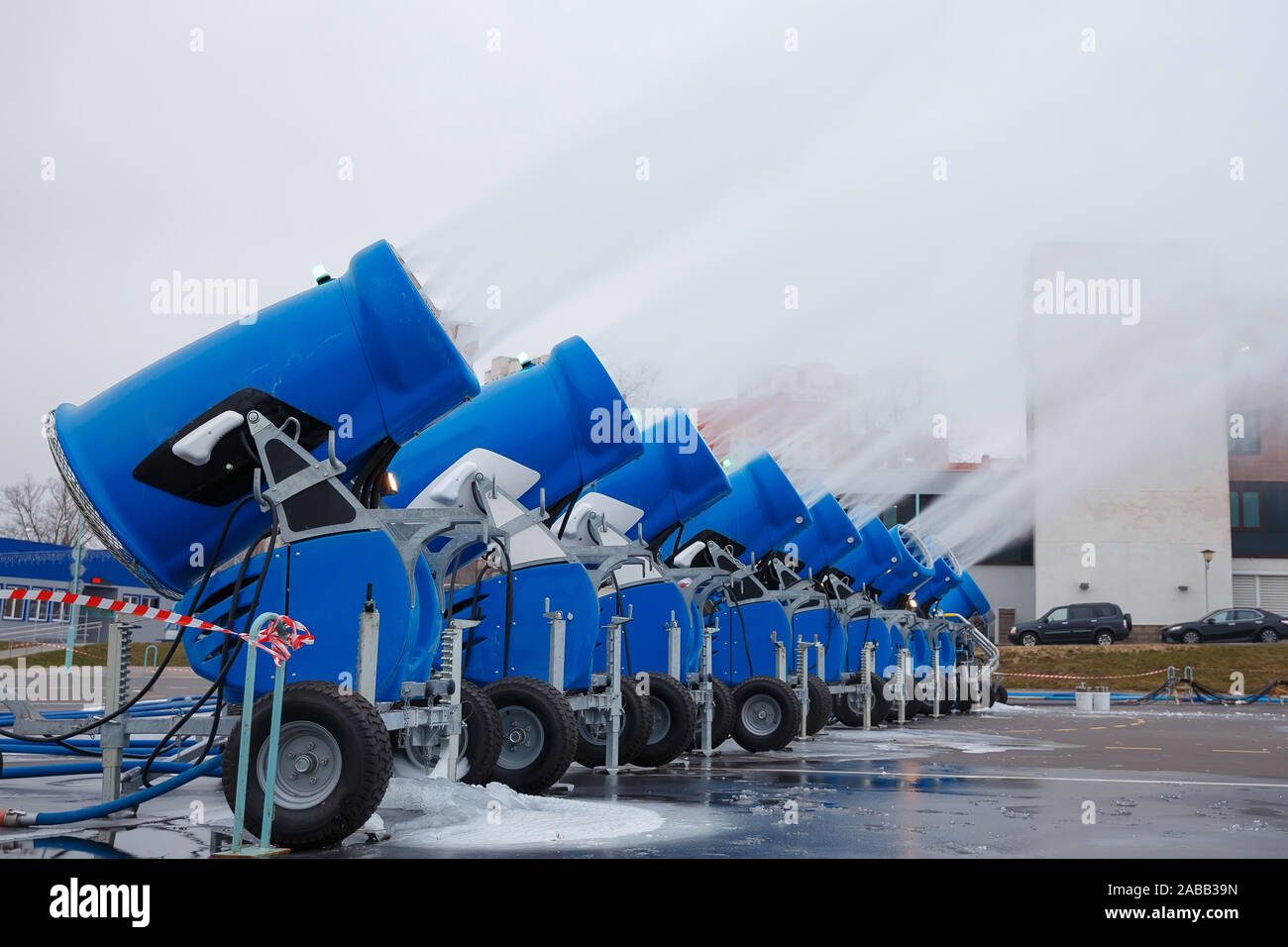 Making powder hi-res stock photography and images - Alamy