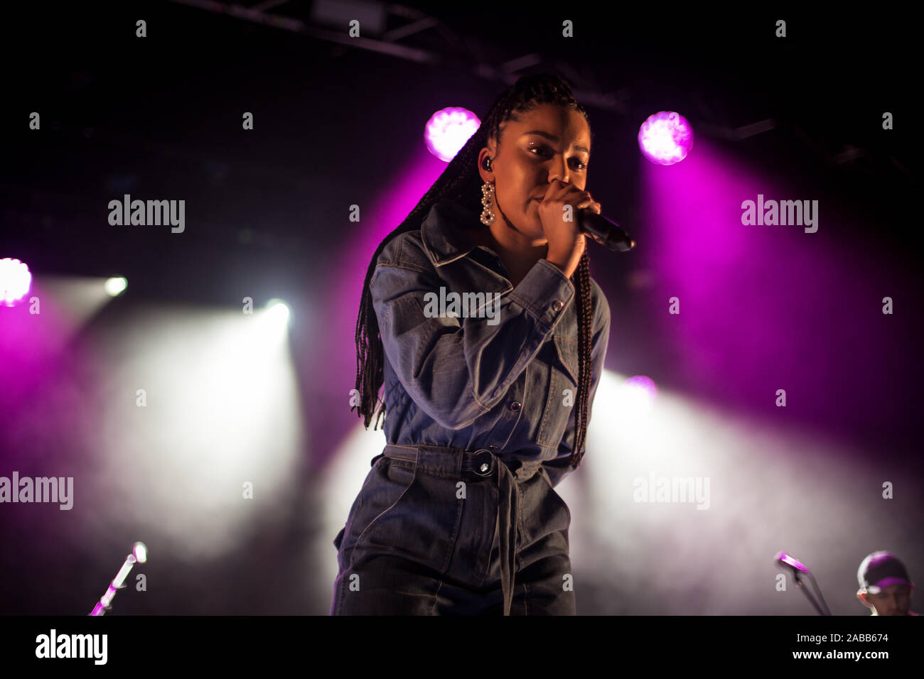 Grace carter live in concert hi-res stock photography and images - Alamy