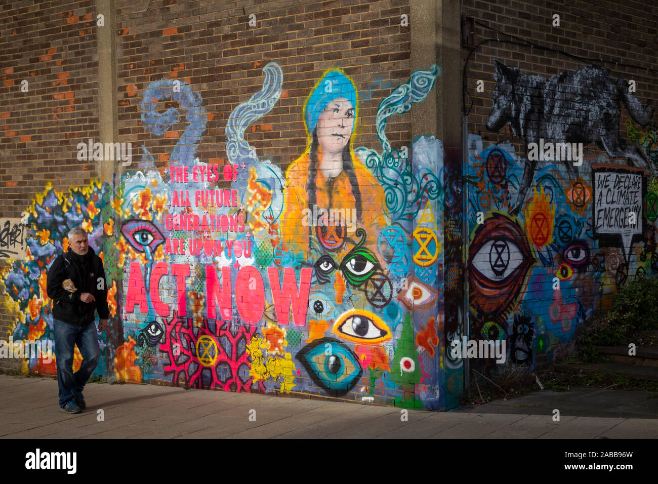 Save our planet graffiti hi-res stock photography and images - Alamy
