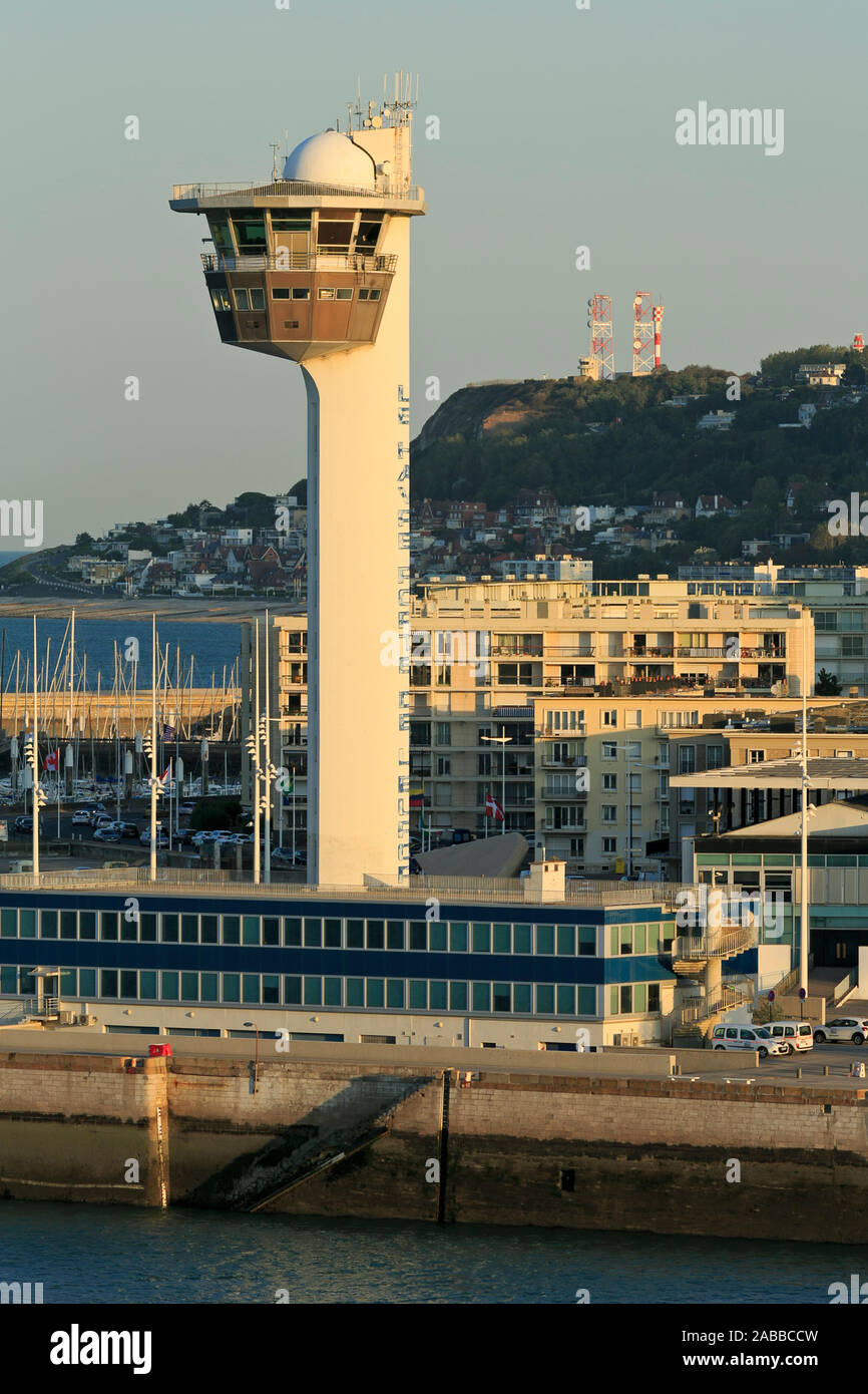 Shipping control tower hi-res stock photography and images - Alamy