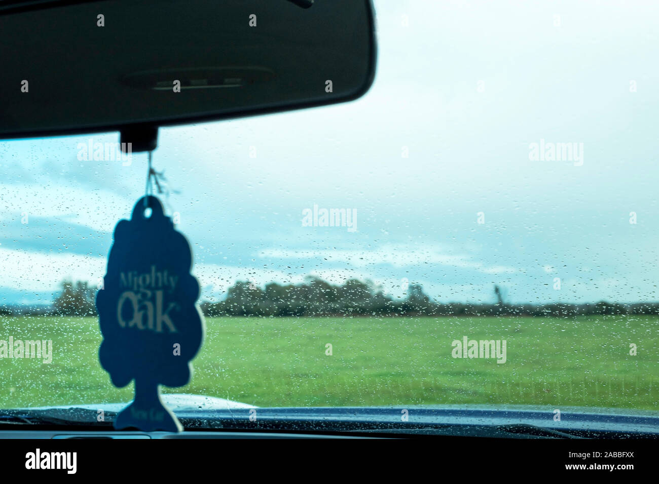 Front window screen hi-res stock photography and images - Alamy
