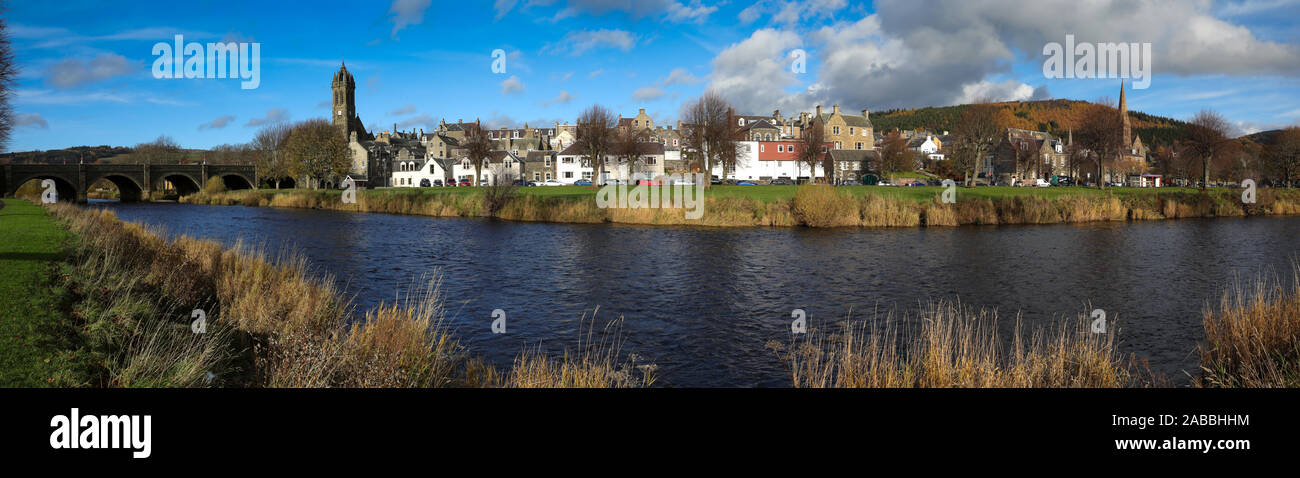Peebles scotland town river tweed hi-res stock photography and images ...