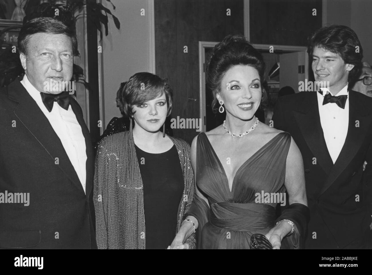 Los Angeles.CA.USA. LIBRARY. Ron Kass, Joan Collins Tara Newley and ...