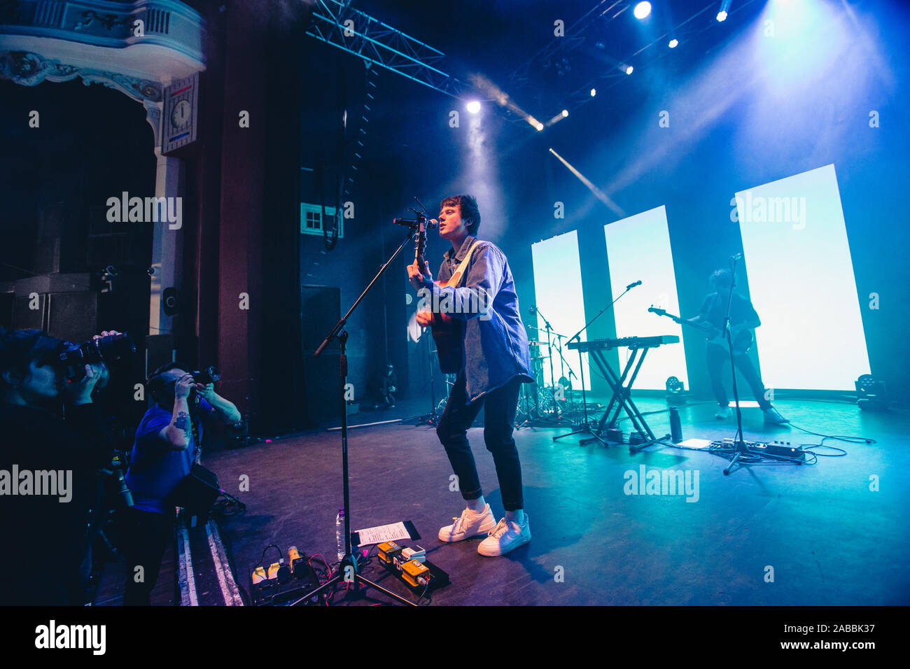 November 26, 2019: American singer / songwriter, Alec Benjamin ...