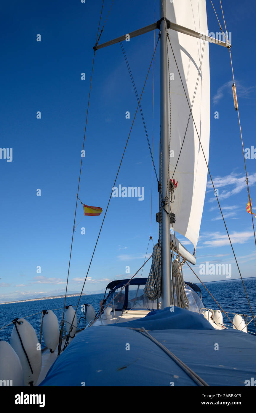 Espana yacht mast hi-res stock photography and images - Alamy