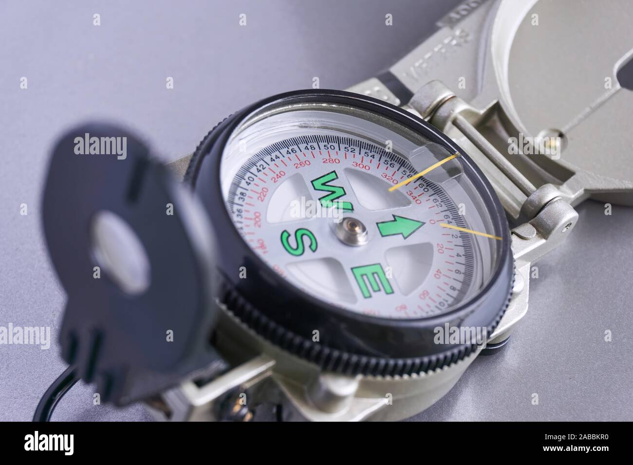 Military arrow symbol hi-res stock photography and images - Alamy