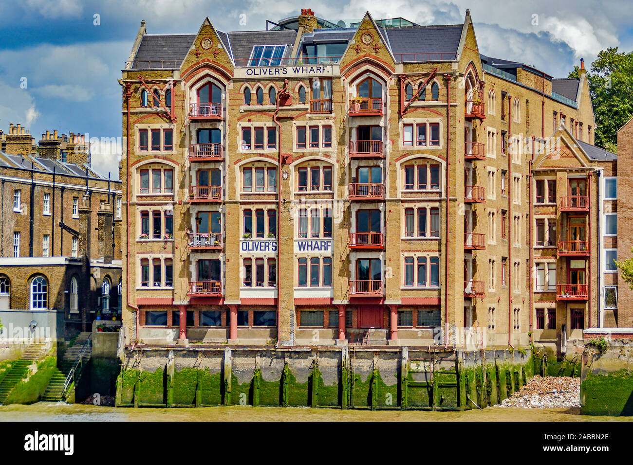 Oliver's Wharf, Wapping, London, U.K Stock Photo - Alamy
