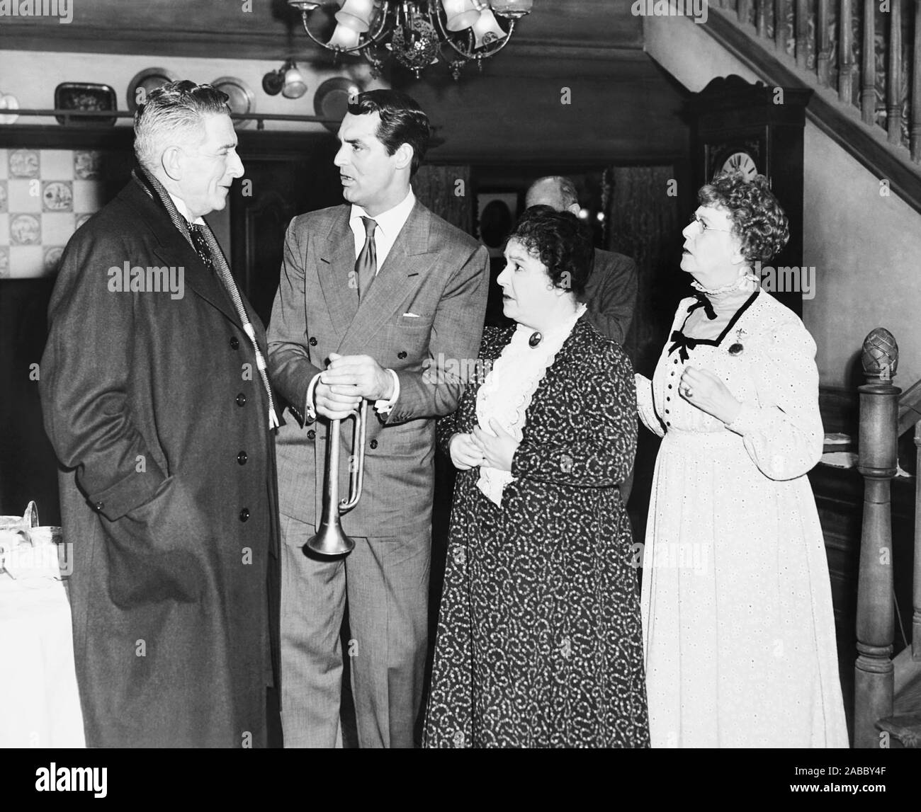 ARSENIC AND OLD LACE, from left: Edward Everett Horton, Cary Grant ...