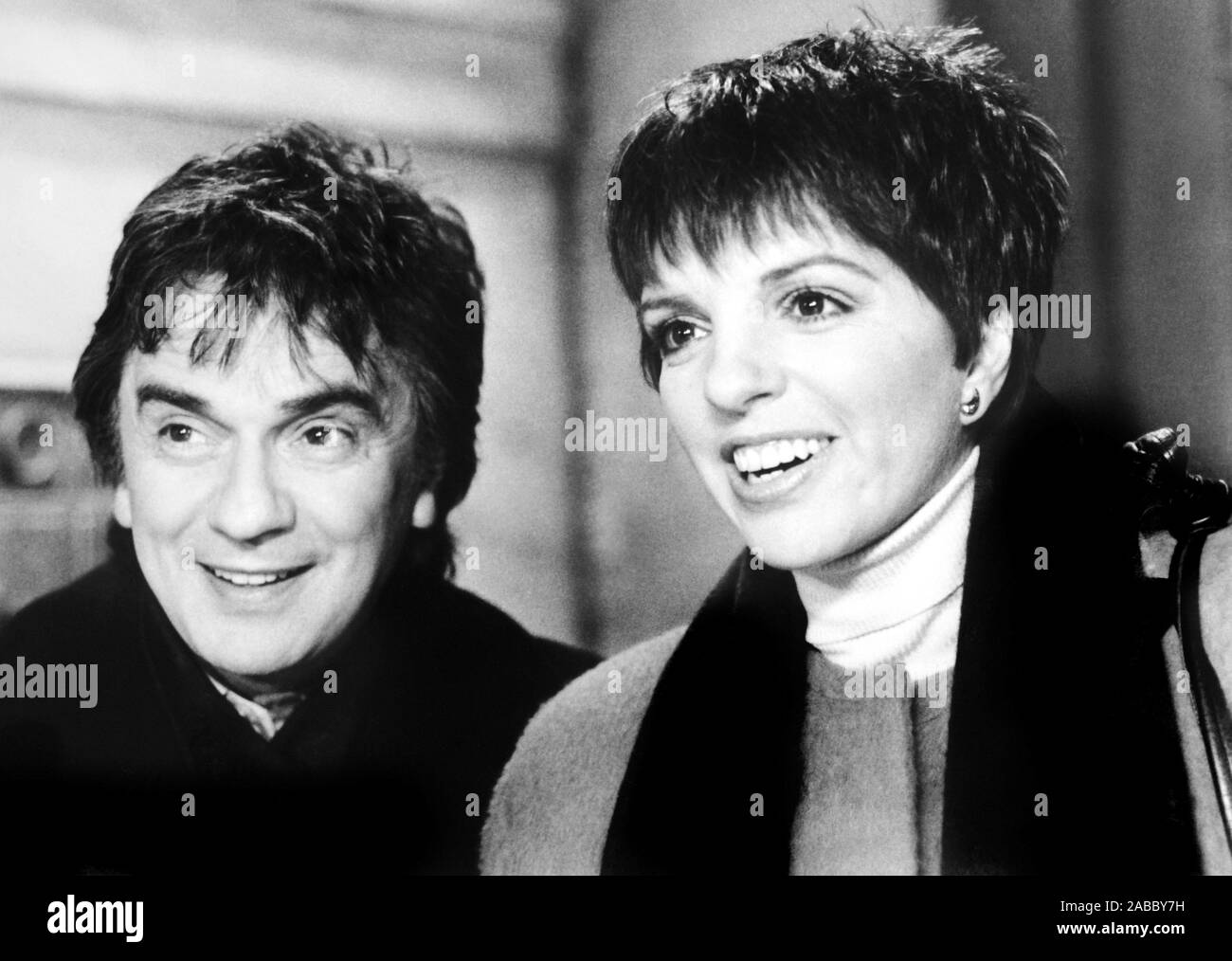 ARTHUR 2: ON THE ROCKS, from left, Dudley Moore, Liza Minnelli, 1988 ...