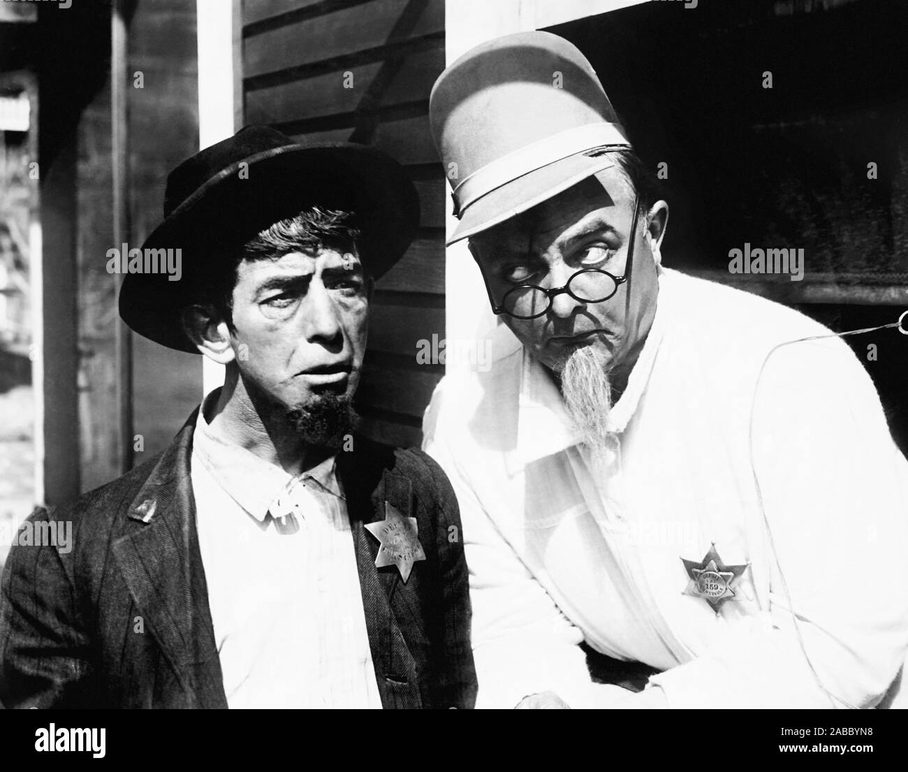 BANGVILLE POLICE, from left: charles Avery, Fred Mace, 1913 Stock Photo ...