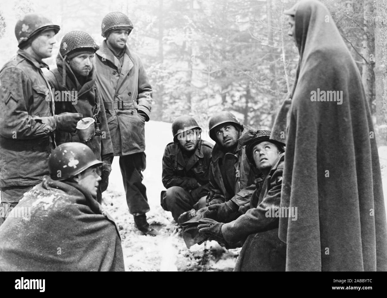 BATTLEGROUND, four from left: Marshall Thompson, Van Johnson, James ...