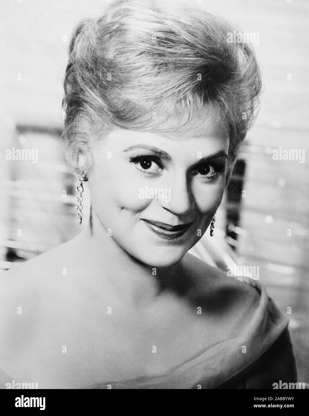 BELLS ARE RINGING, Judy Holliday, 1960 Stock Photo - Alamy