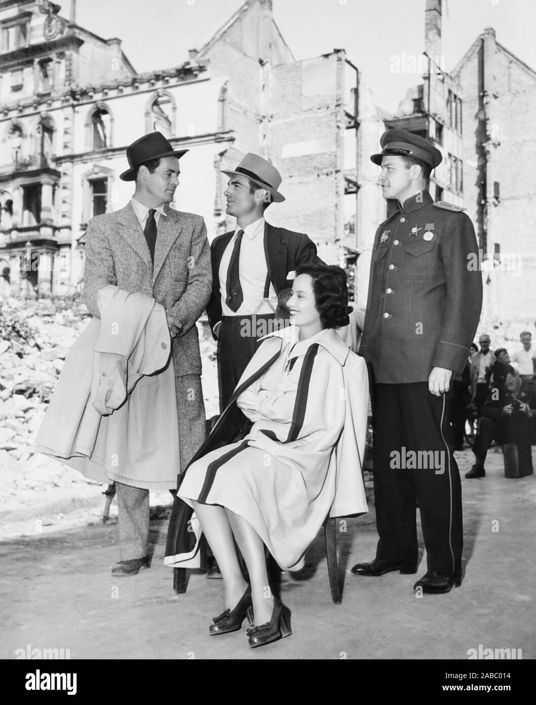 BERLIN EXPRESS, from left: Robert Ryan, Charles Korvin, Merle Oberon on ...