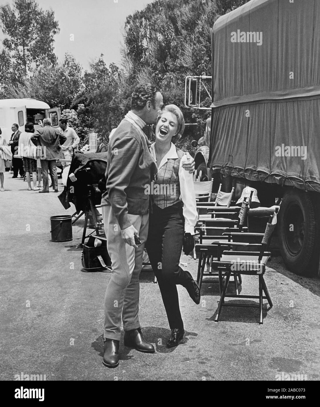 BEDTIME STORY, from left: David Niven, Shirley Jones on set, 1964 Stock ...