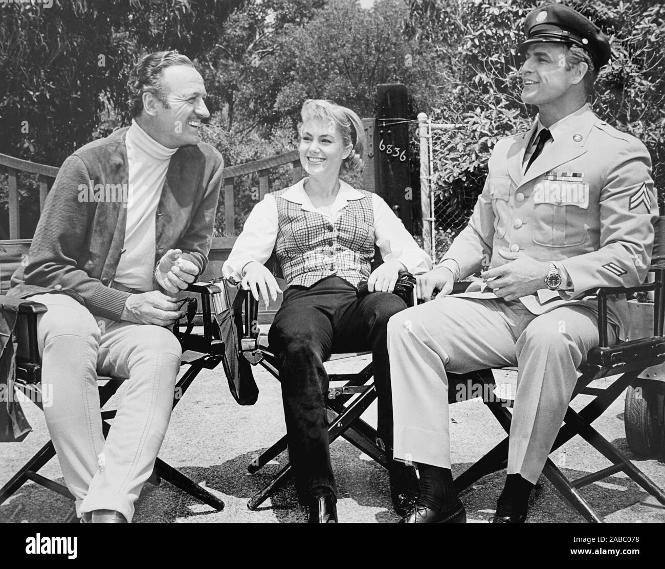 BEDTIME STORY, from left: David Niven, Shirley Jones, Marlon Brando on ...
