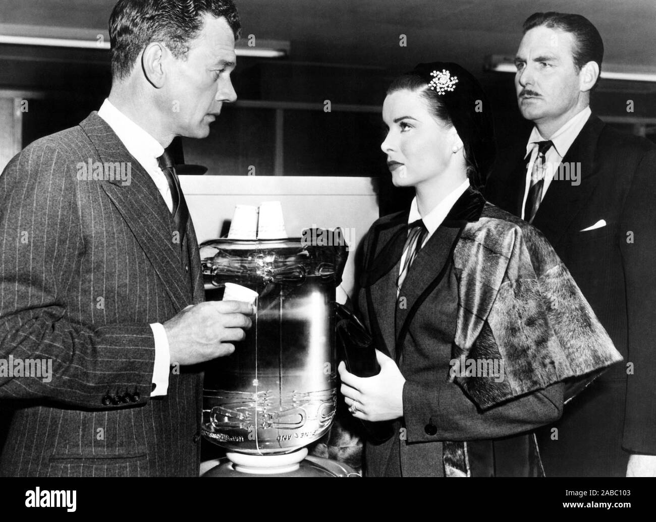 A BLUEPRINT FOR MURDER, from left, Jean Peters, Joseph Cotten, Ed ...