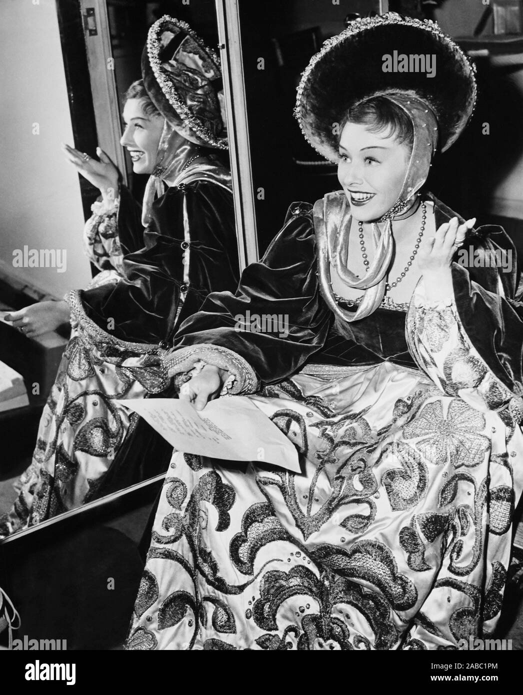 BRIDE OF VENGEANCE, Paulette Goddard on set, 1949 Stock Photo - Alamy