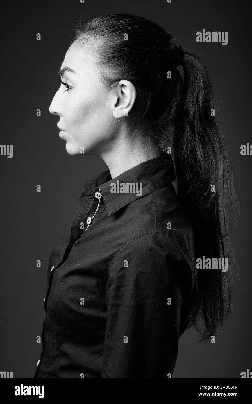 Ponytail female profile head shot hi-res stock photography and images ...