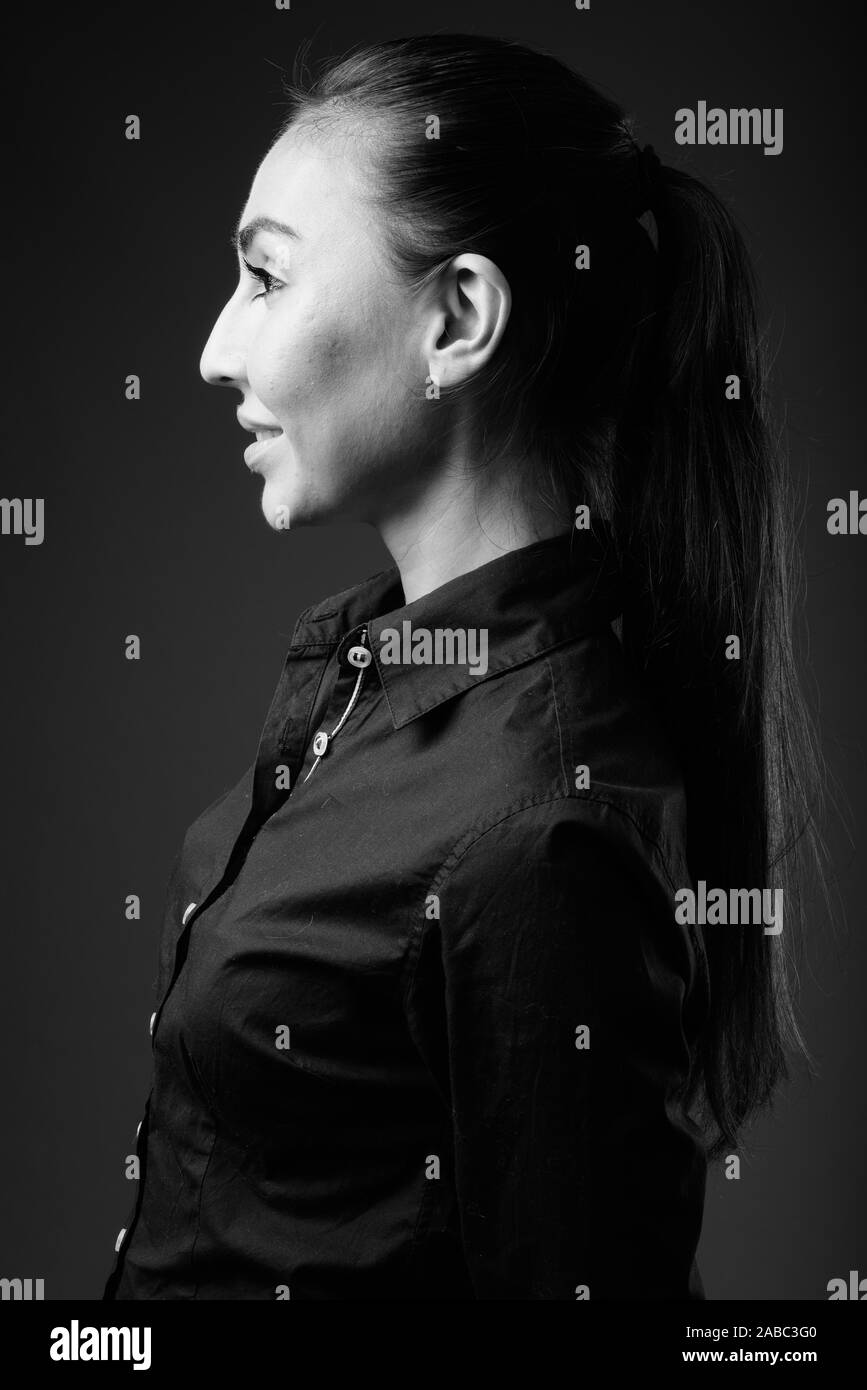 Ponytail female profile head shot hi-res stock photography and images ...