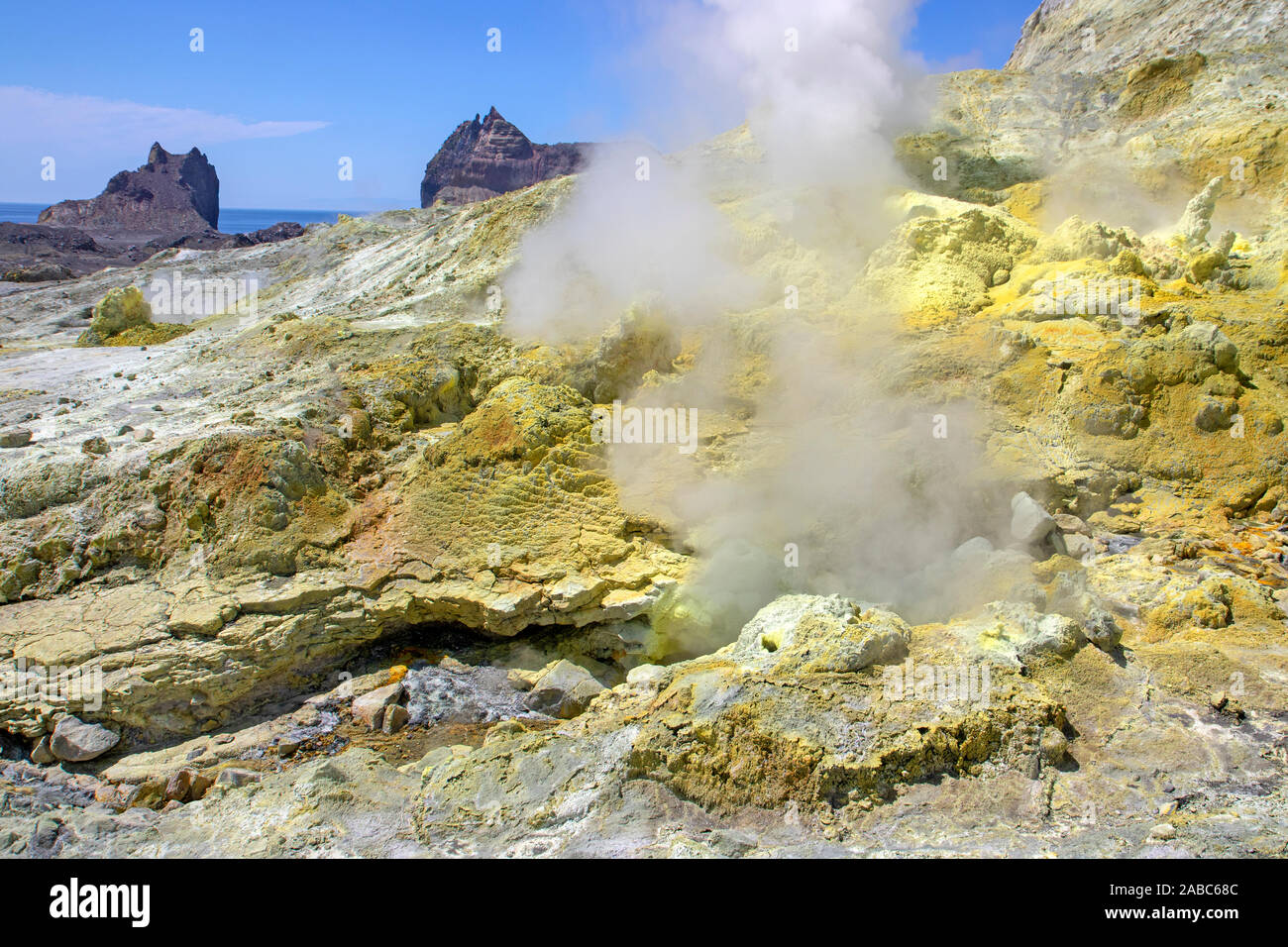 Whakaari (White Island), New Zealand's most active volcano Stock Photo ...