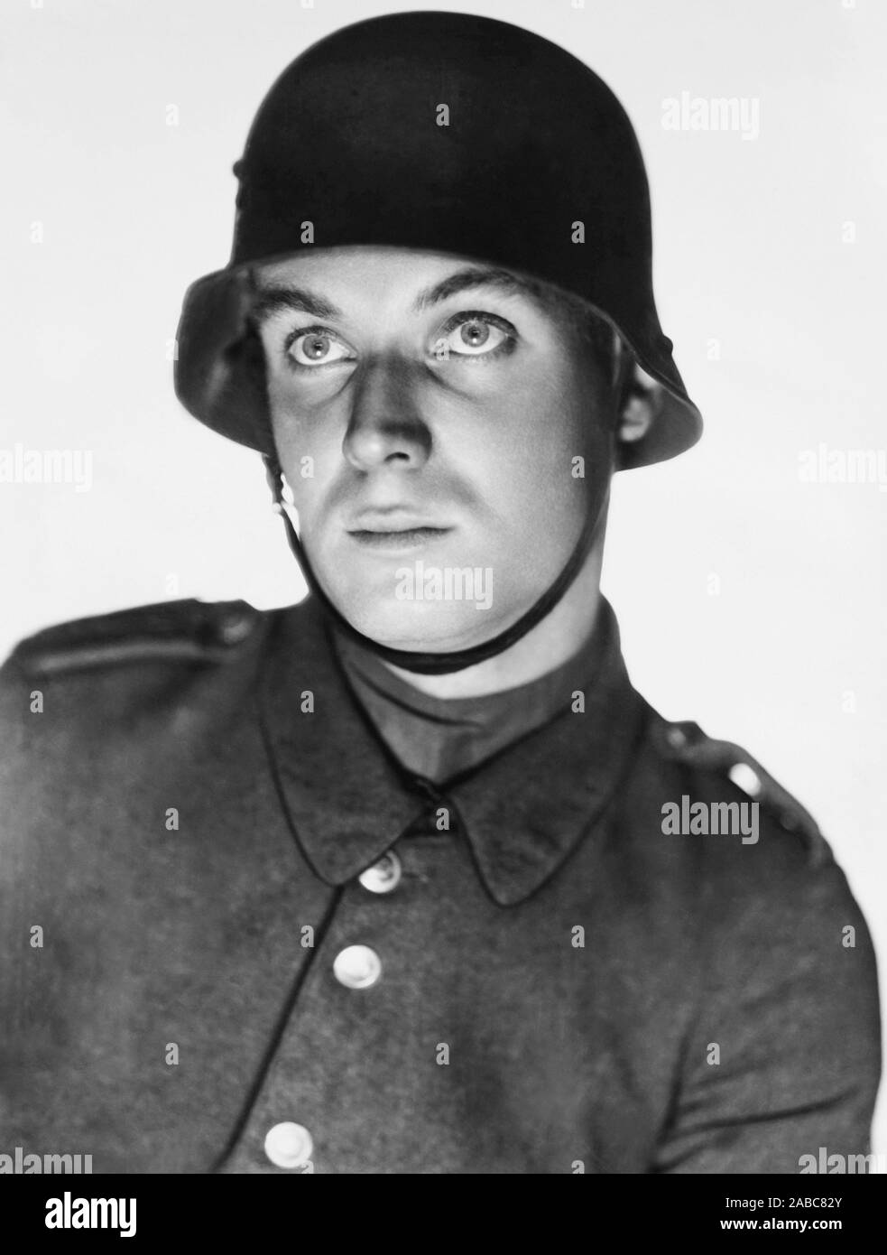 ALL QUIET ON THE WESTERN FRONT, Russell Gleason, 1930 Stock Photo - Alamy