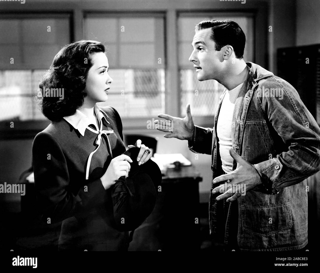 THOUSANDS CHEER, from left, Kathryn Grayson, Gene Kelly, 1943 Stock ...