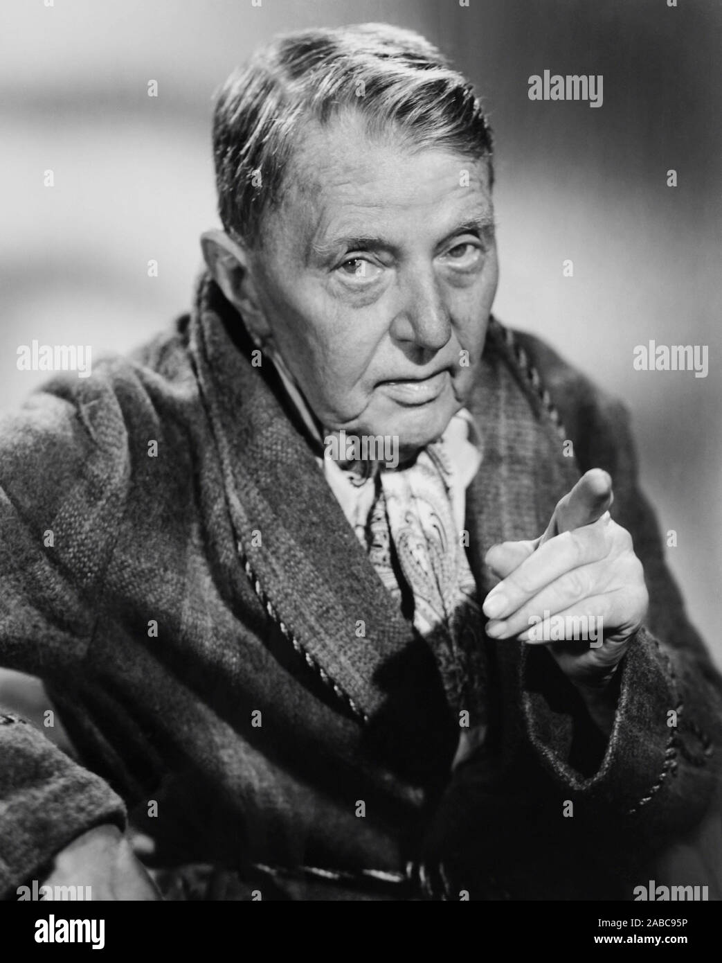 AUNT CLARA, A.E. Matthews, 1954 Stock Photo - Alamy