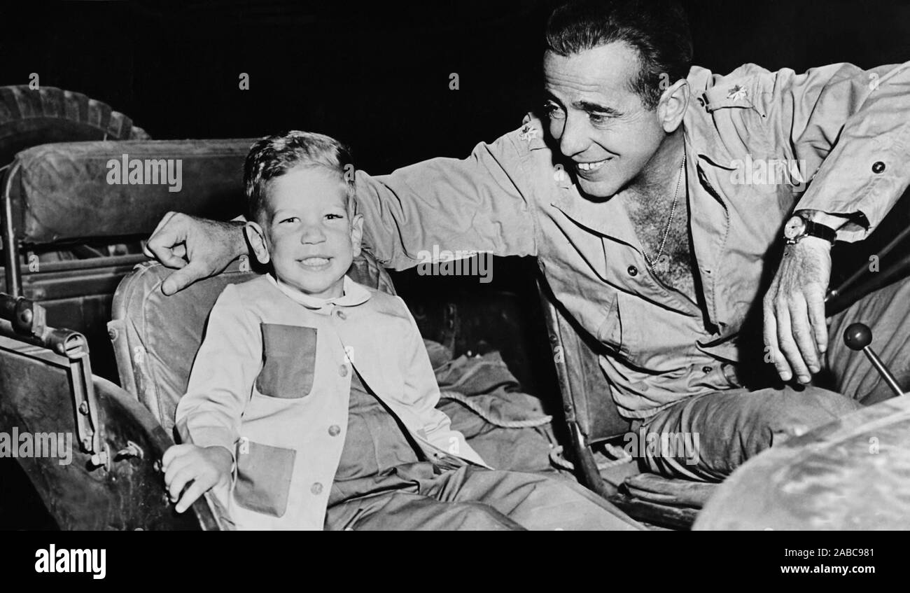 BATTLE CIRCUS, Humphrey Bogart with his son Stephen Bogart on set, 1953 ...