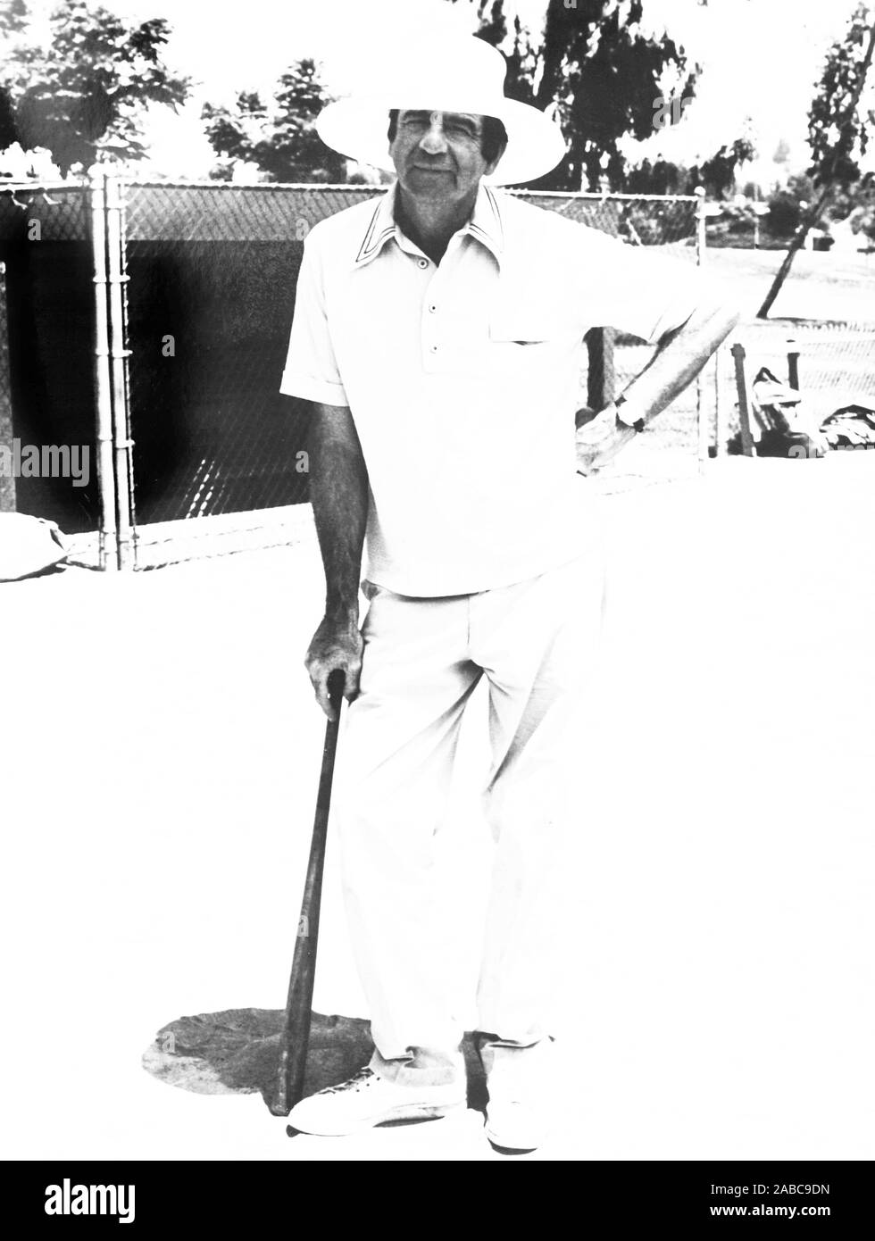 THE BAD NEWS BEARS, Walter Matthau, 1976 Stock Photo - Alamy