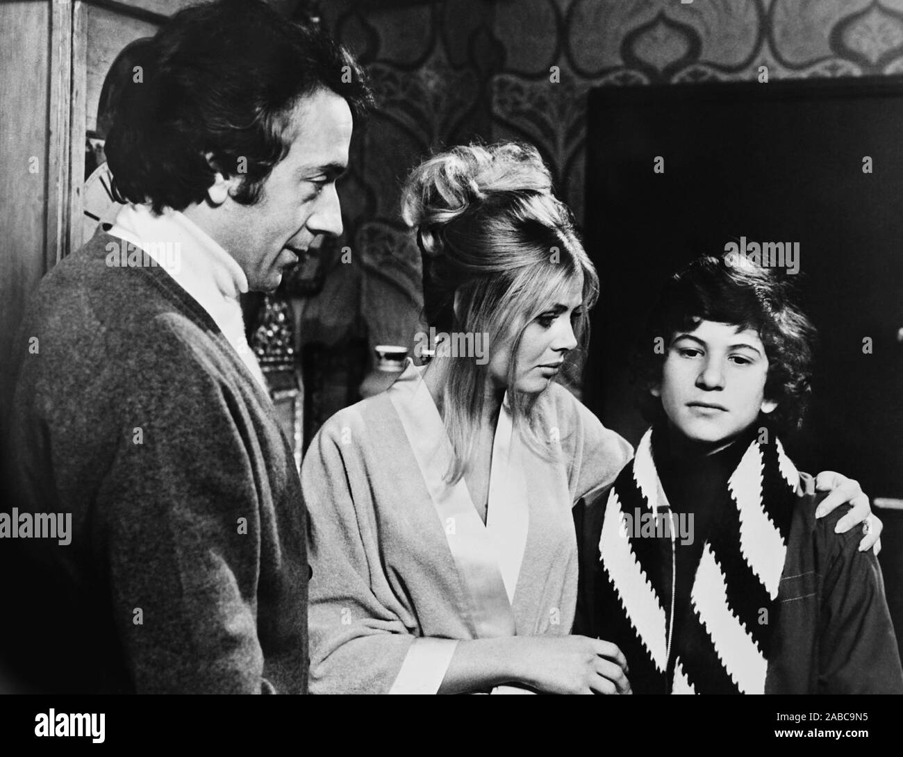 BAXTER!, from left: Jean-Pierre Cassel, Britt Ekland, Scott Jacoby ...
