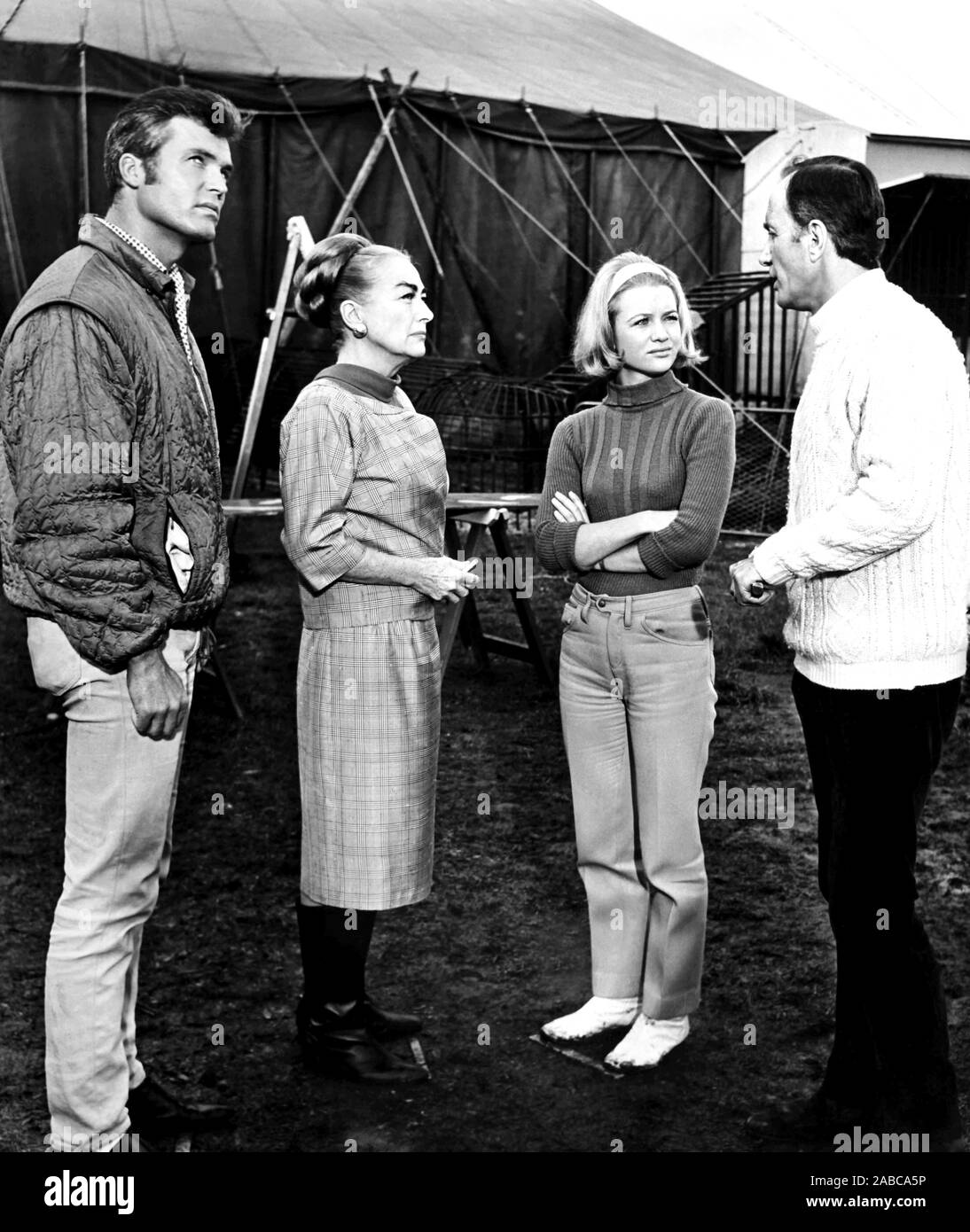 BERSERK!, from left, Ty Hardin, Joan Crawford, Judy Geeson, Peter Burton, 1967 Stock Photo - Alamy
