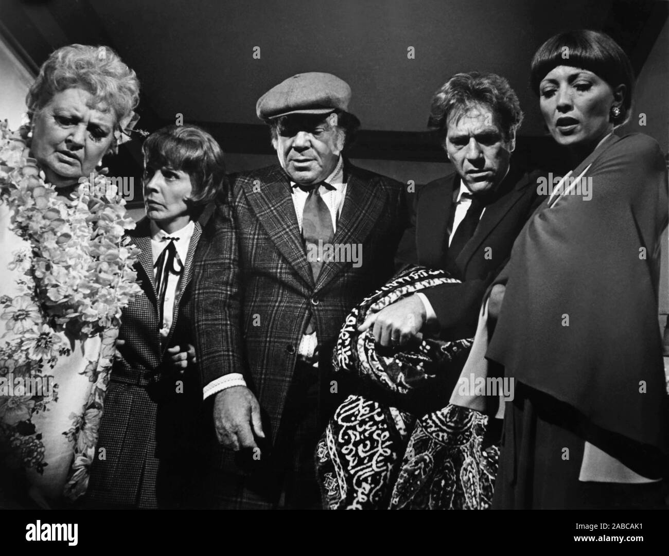 THE BLACK BIRD, from left: Lee Patrick, Signe Hasso, Lionel Stander ...