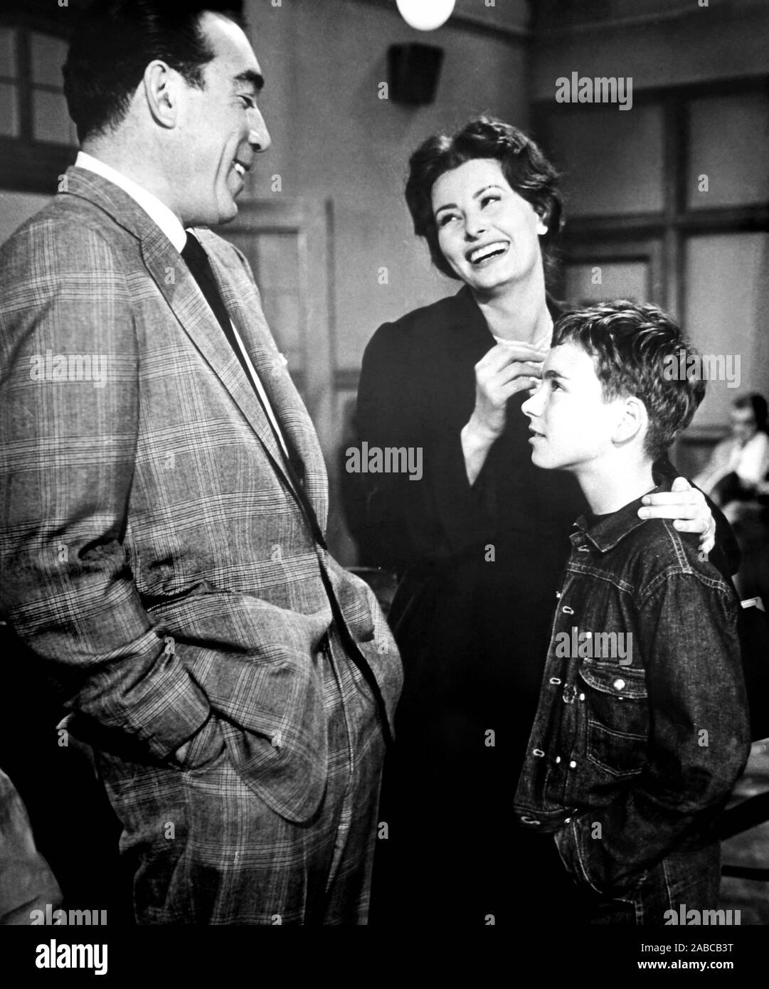 THE BLACK ORCHID, from left, Anthony Quinn, Sophia Loren, Jimmy Baird ...