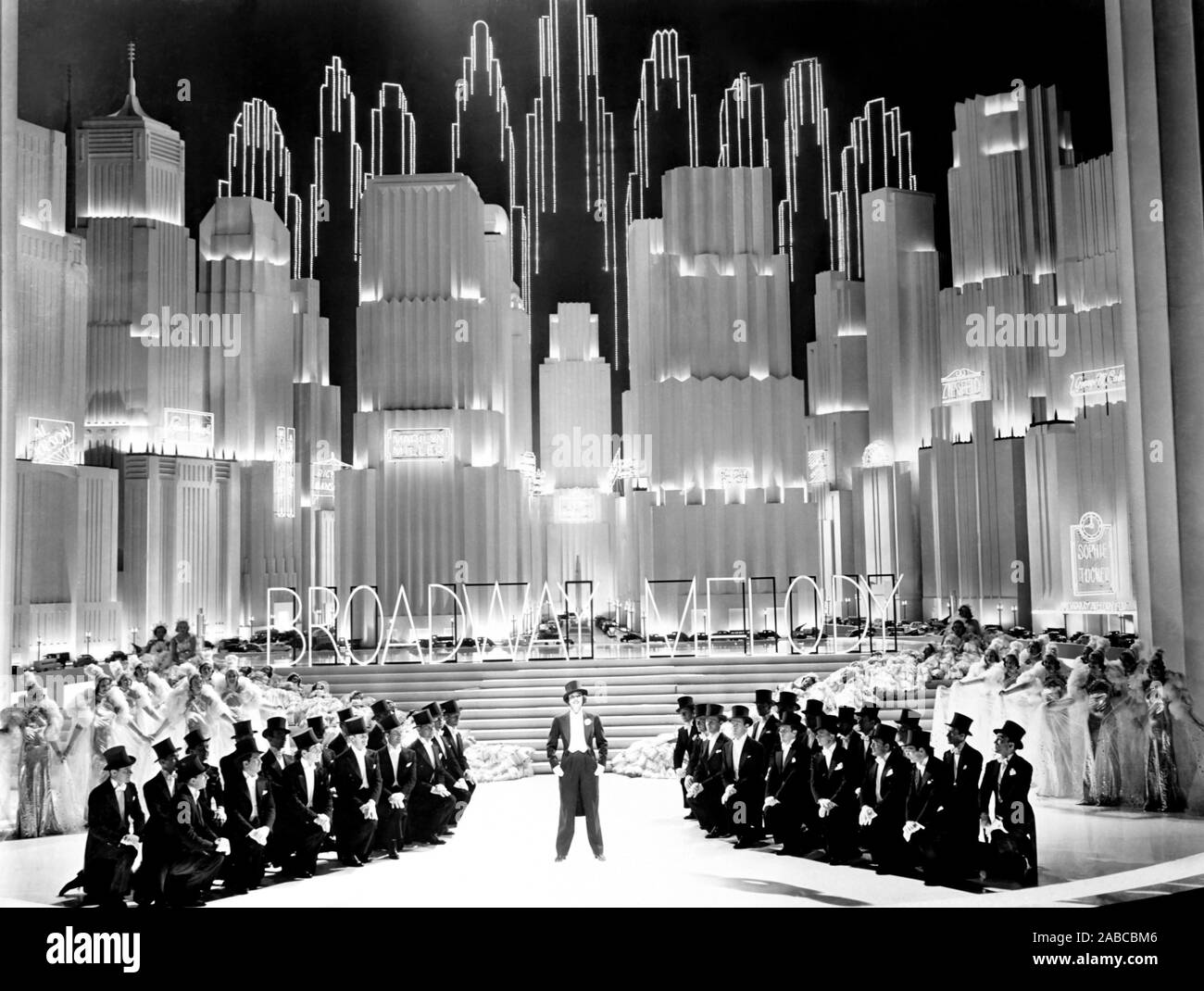 BROADWAY MELODY OF 1938, Eleanor Powell, 1938 Stock Photo - Alamy