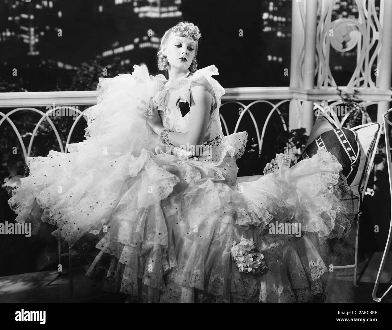 BROADWAY MELODY OF 1936, June Knight, 1935 Stock Photo - Alamy