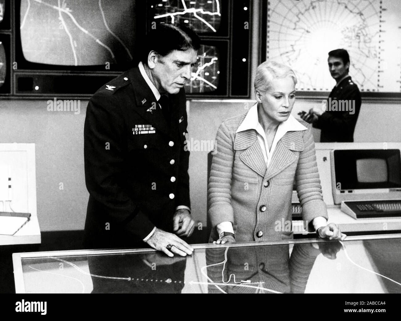 THE CASSANDRA CROSSING, from left, Burt Lancaster, Ingrid Thulin, John ...