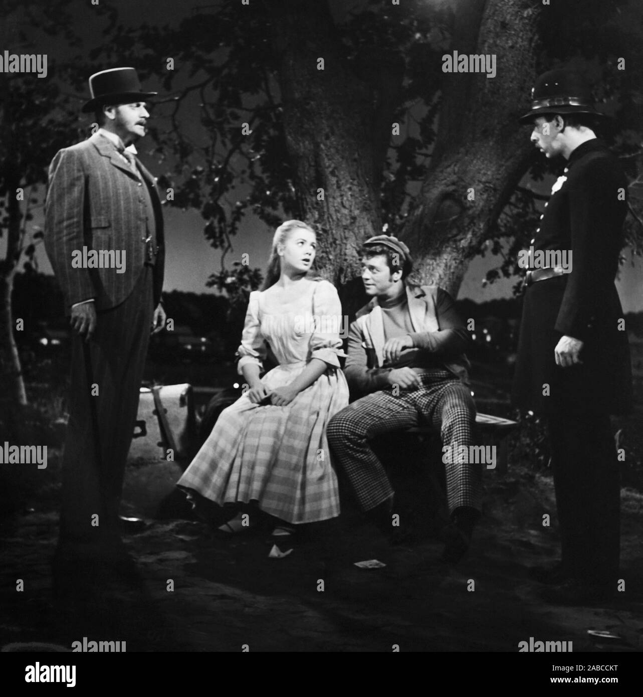 CAROUSEL, from left: John Dehner, Shirley Jones, Gordon MacRae, Richard ...