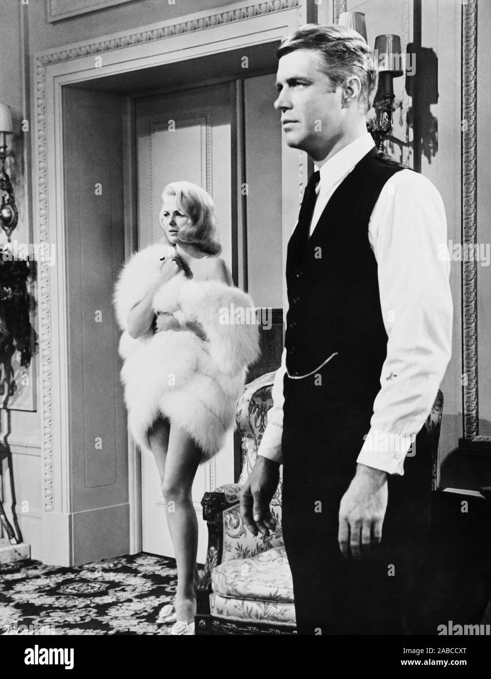 THE CARPETBAGGERS, from left: Martha Hyer, George Peppard, 1964 Stock ...
