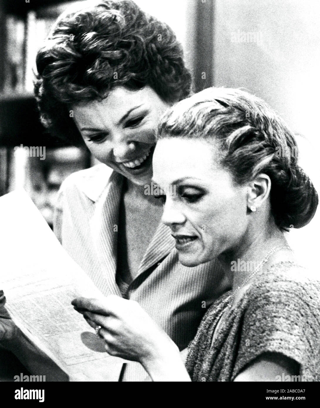 CHAPTER TWO, from left, Marsha Mason, Valerie Harper, 1979, ©Columbia ...