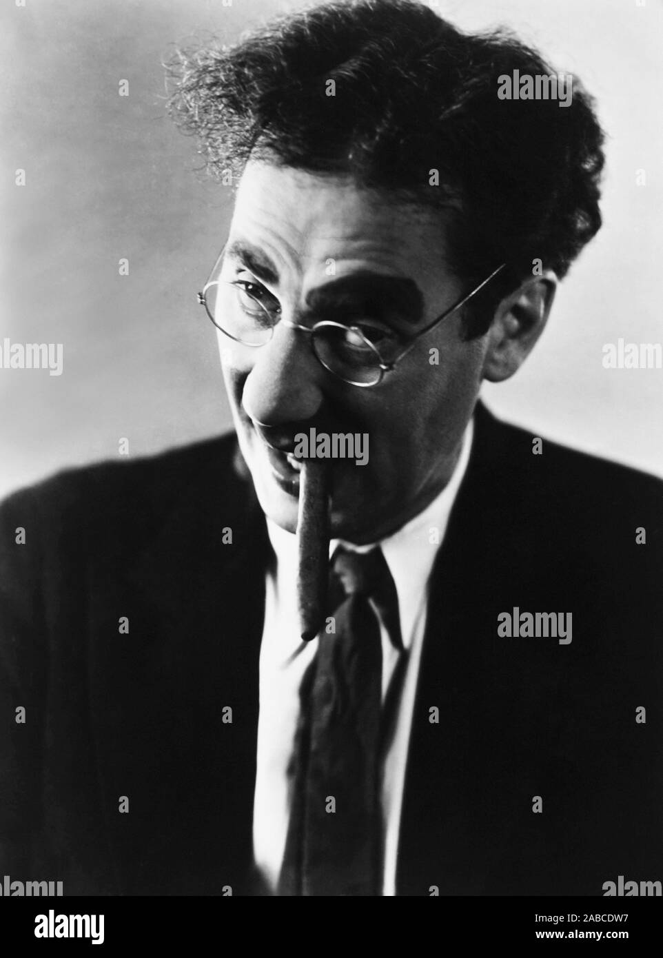 THE COCOANUTS, Groucho Marx, 1929 Stock Photo - Alamy