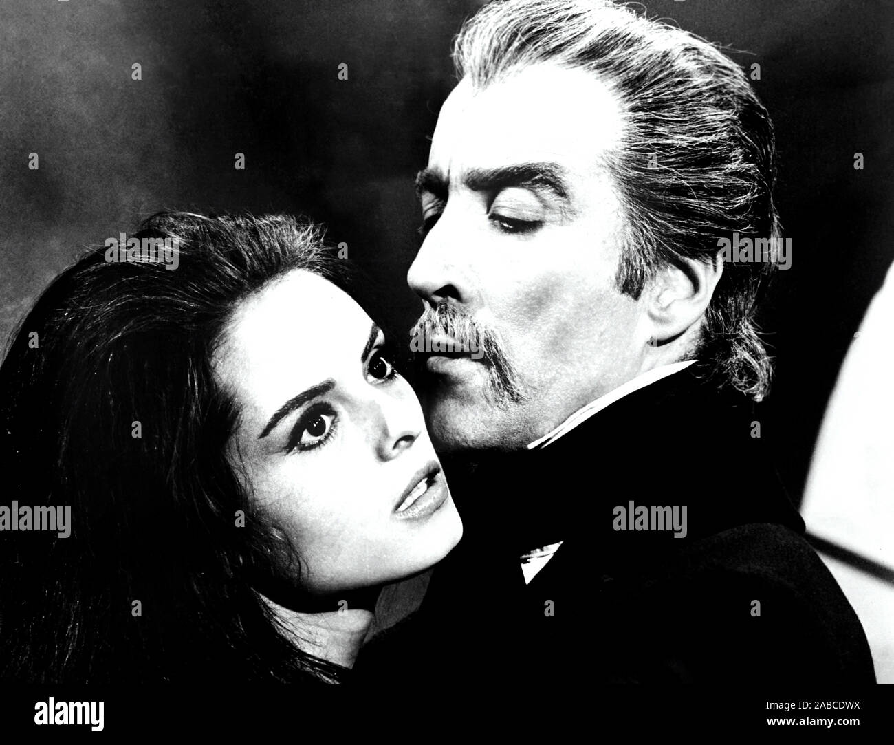 COUNT DRACULA, (aka NACHTS, WENN DRACULA ERWACHT), from left, Soledad ...