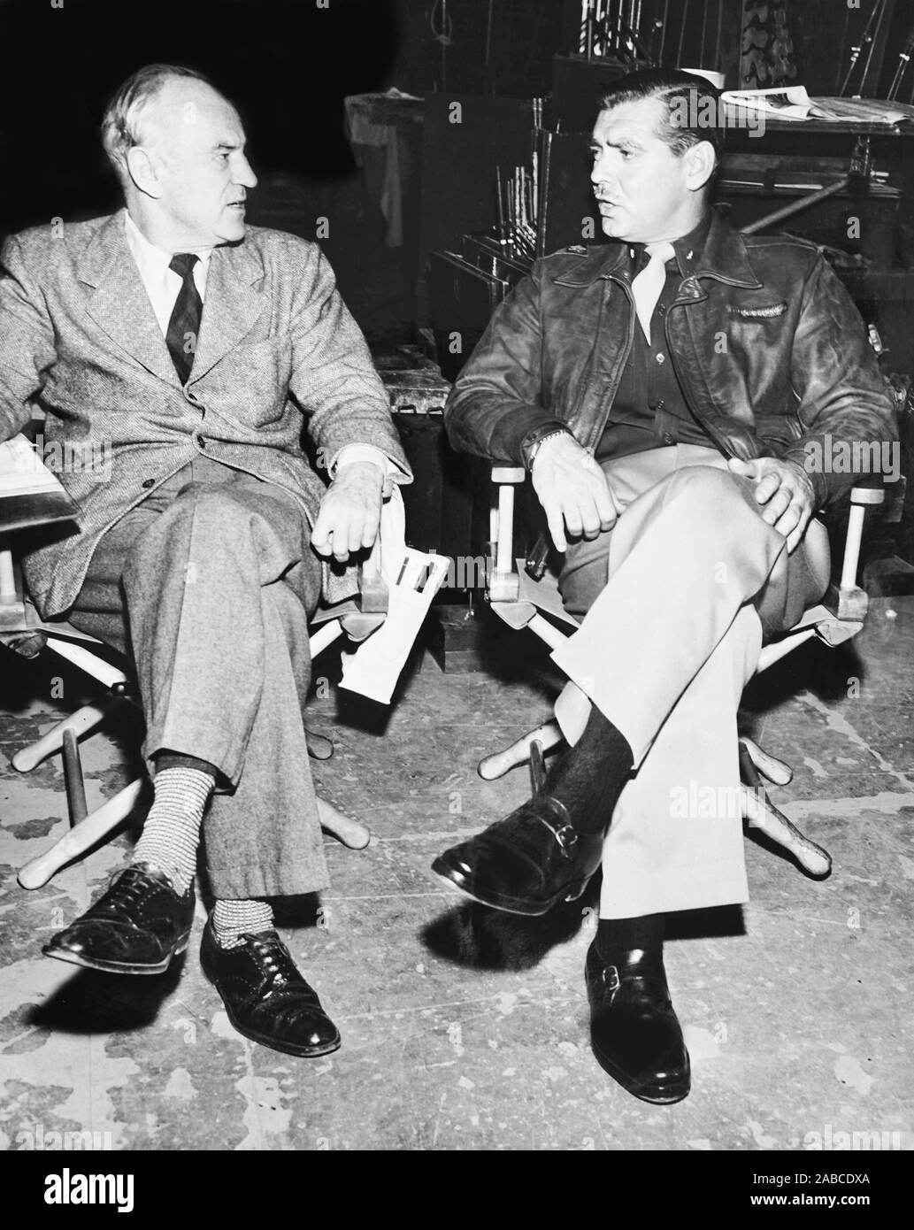 COMMAND DECISION, from left: director Sam Wood, Clark Gable on set ...