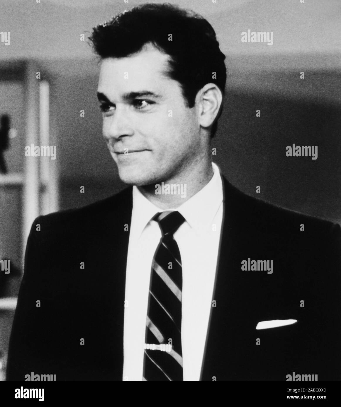 CORINNA, CORINNA, Ray Liotta, 1994, © New Line/courtesy Everett ...