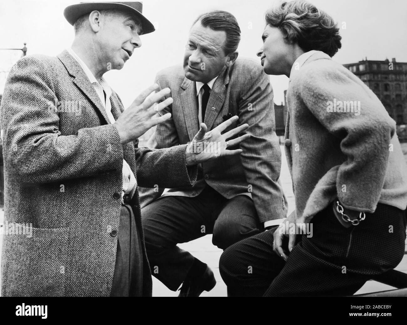 THE COUNTERFEIT TRAITOR, from left: writer/director George Seaton ...