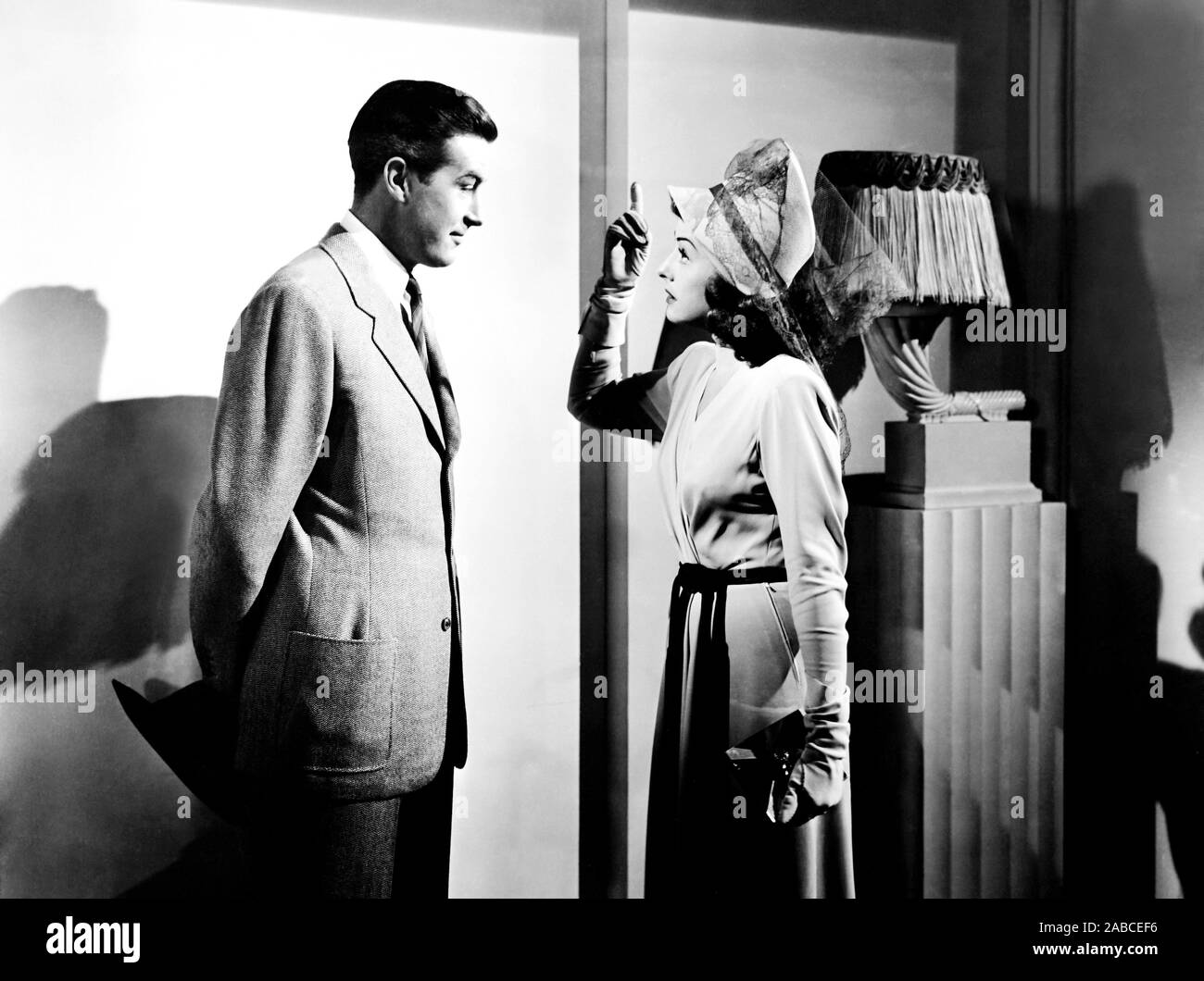 THE CRYSTAL BALL, from left, Ray Milland, Paulette Goddard, 1943 Stock ...
