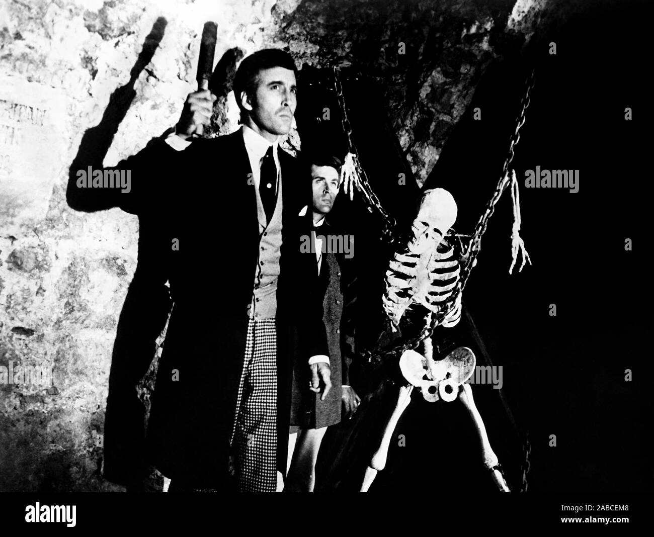 CRYPT OF THE VAMPIRE, (aka LA CRIPTA A L'INCUBO), from left ...