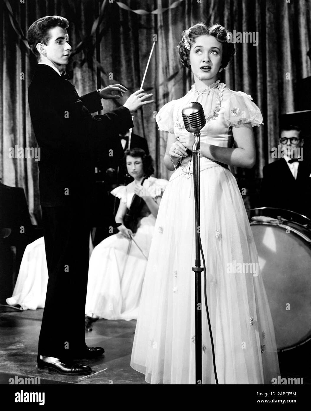 A DATE WITH JUDY, from left, Scotty Beckett, Jane Powell, 1948 Stock ...