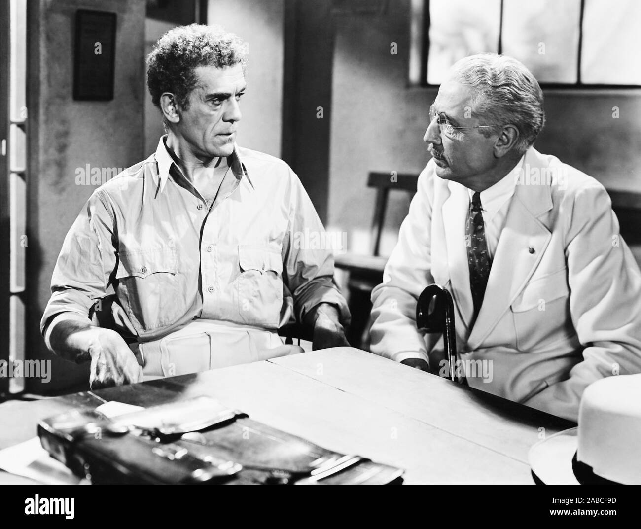DEVIL'S ISLAND, from left, Boris Karloff, Edward Keane, 1939 Stock ...